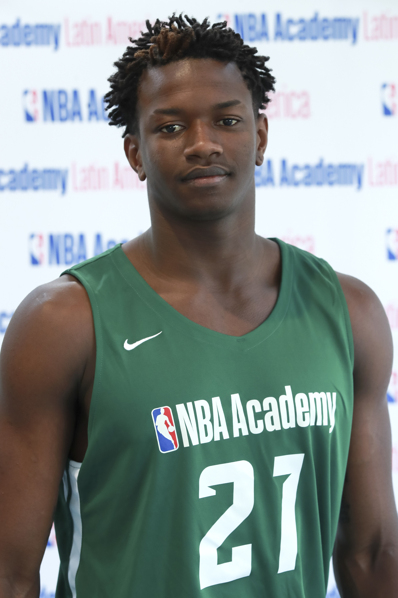 Malik Wade, da NBA Academy América Latina, assina com Cal-Baptist ...